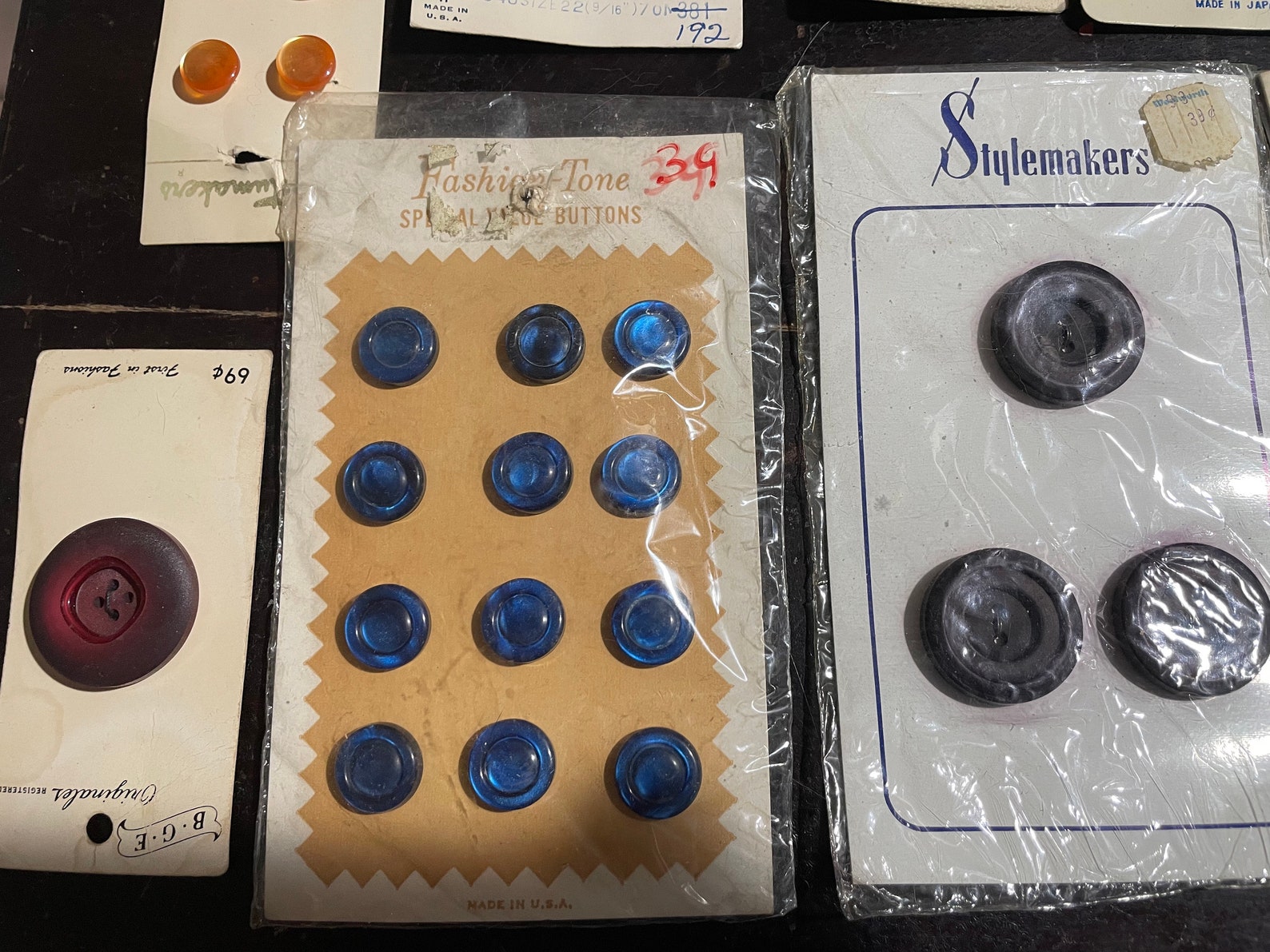 1940's 1950's Buttons on Original Store Cards - Etsy