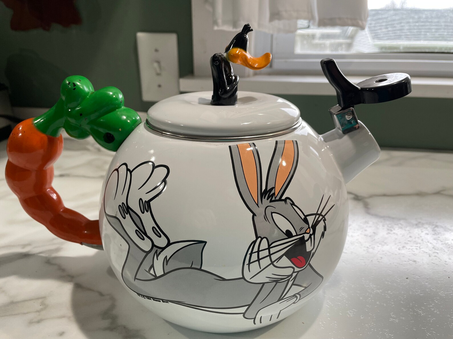 1994 Kamenstein Bugs Bunny and Daffy Duck Tea Kettle - Etsy