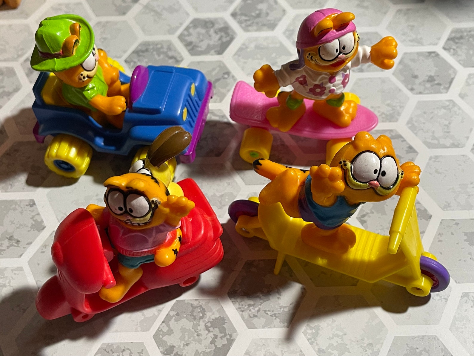 1988 Qty of 4 Mcdonalds Garfield Jeep/ Skateboard/ Scooter/and ...