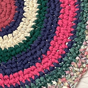 Handmade Farmhouse Rag Rug 28 Inch Diameter Greens, Reds and Mauves Etc ...