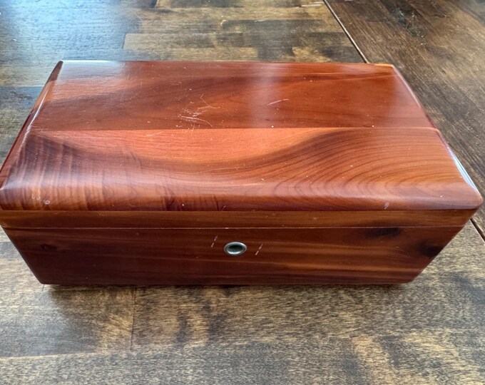 Small Miniature Lane Cedar Chest Northern Virginia 1960 Era - Etsy