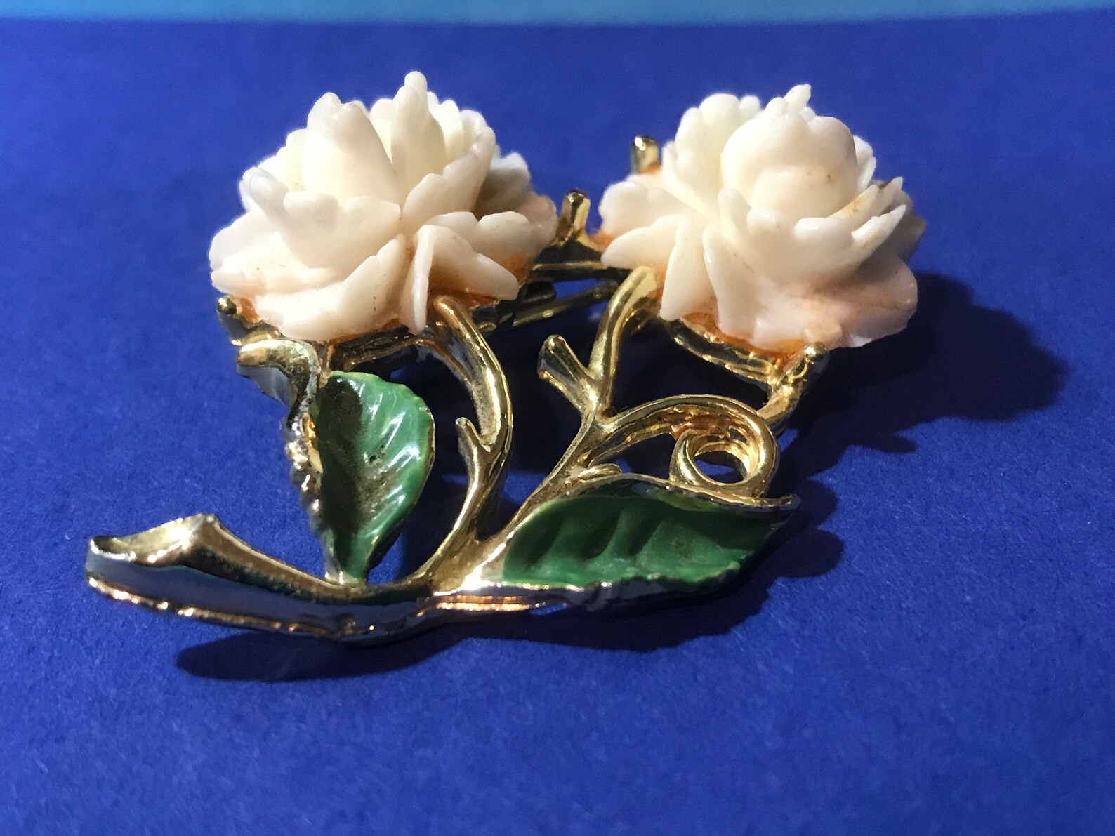 Vintage Two White Roses Brooch Lapel Pin - Etsy