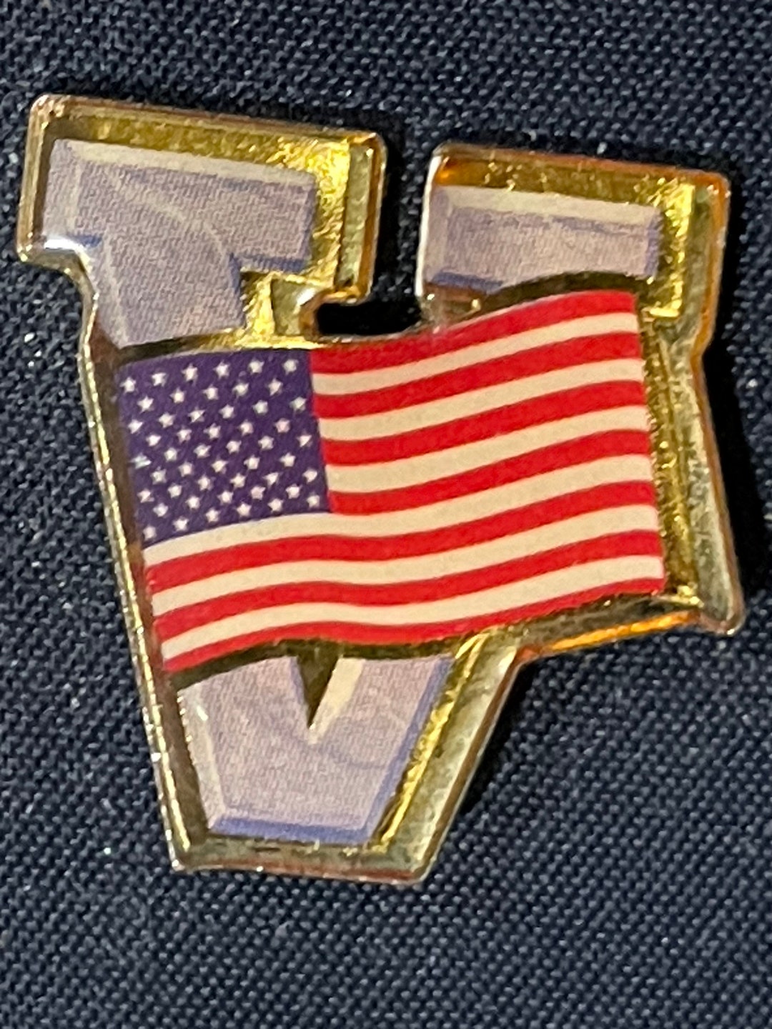 Vintage V for Victory and US Flag Pin - Etsy