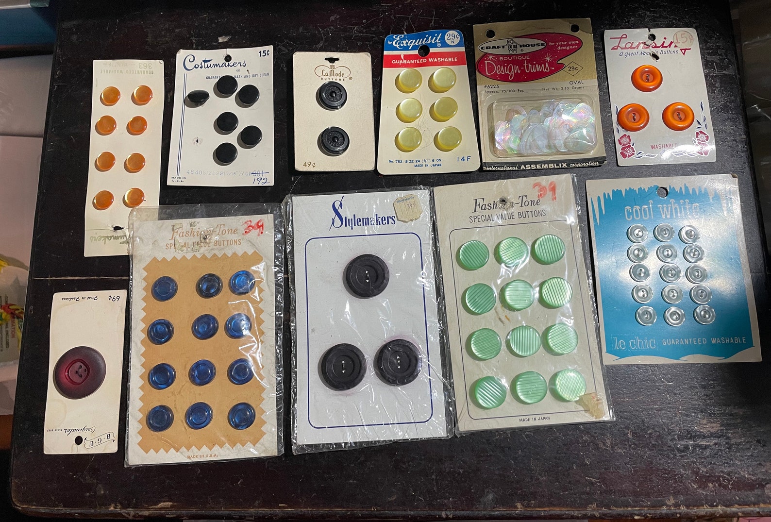 1940's 1950's Buttons on Original Store Cards - Etsy