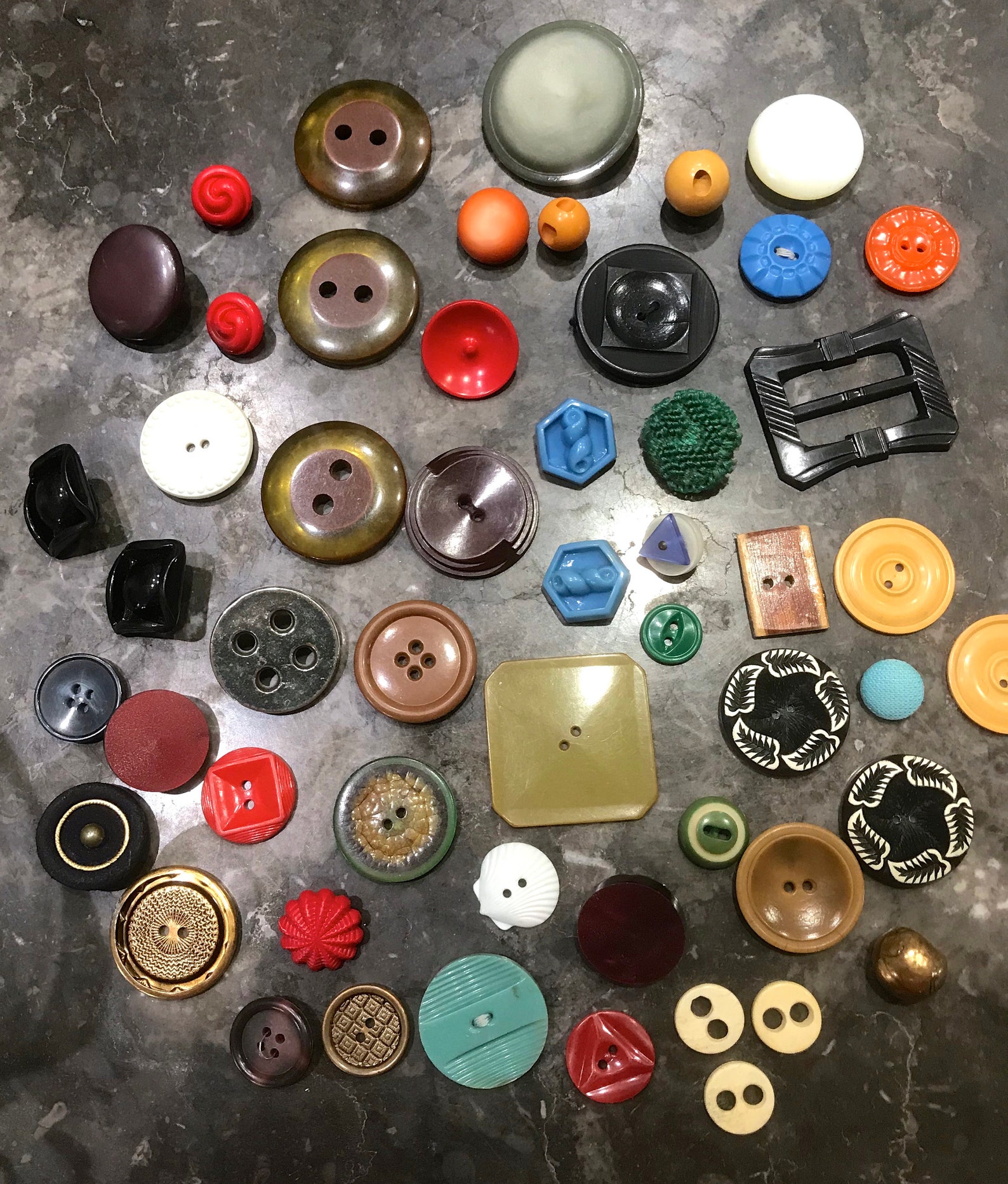 Vintage 1940's 1950's Buttons 2.9 Lbs - Etsy