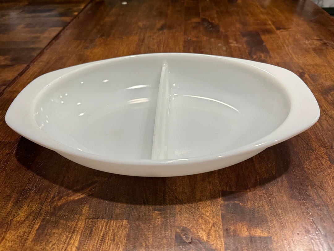 1970's Pyrex Divided Dish 1063 1 1/2 Quart - Etsy