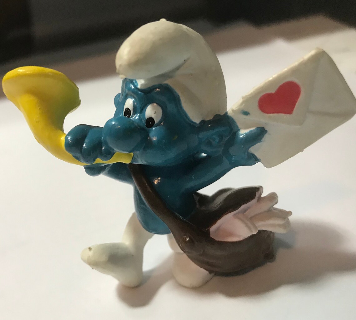 Smurf Mailman PVC Toy Figurine 1978 - Etsy