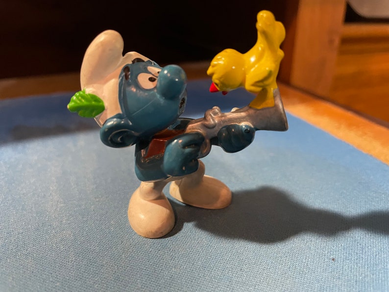 1978 Smurf Hunter PVC Toy Figurine - Etsy