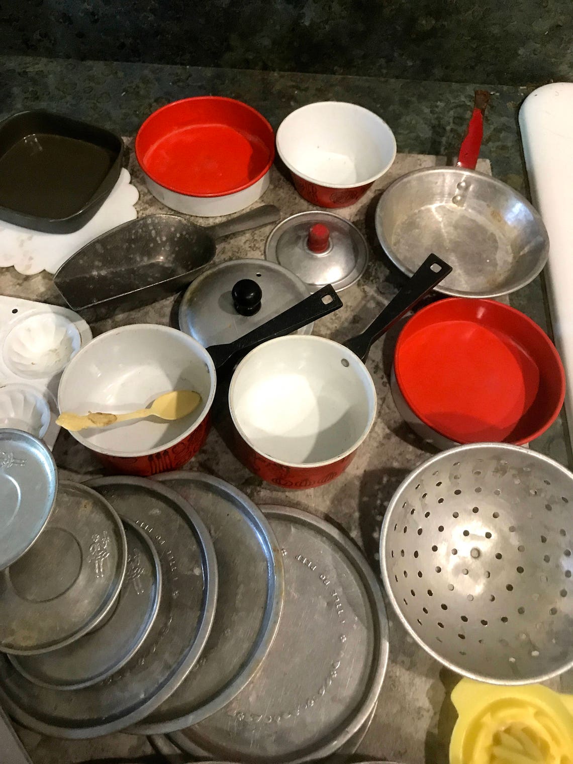 Children's Toy Tin Dishes 34 Pieces Tin Lithograph and | Etsy