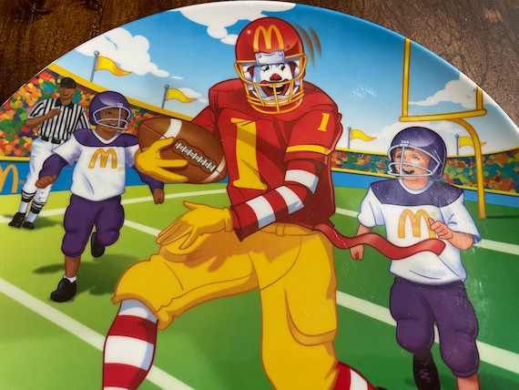Ronald Mcdonald Football Player Ronald McDonald Is Lovin' It As He