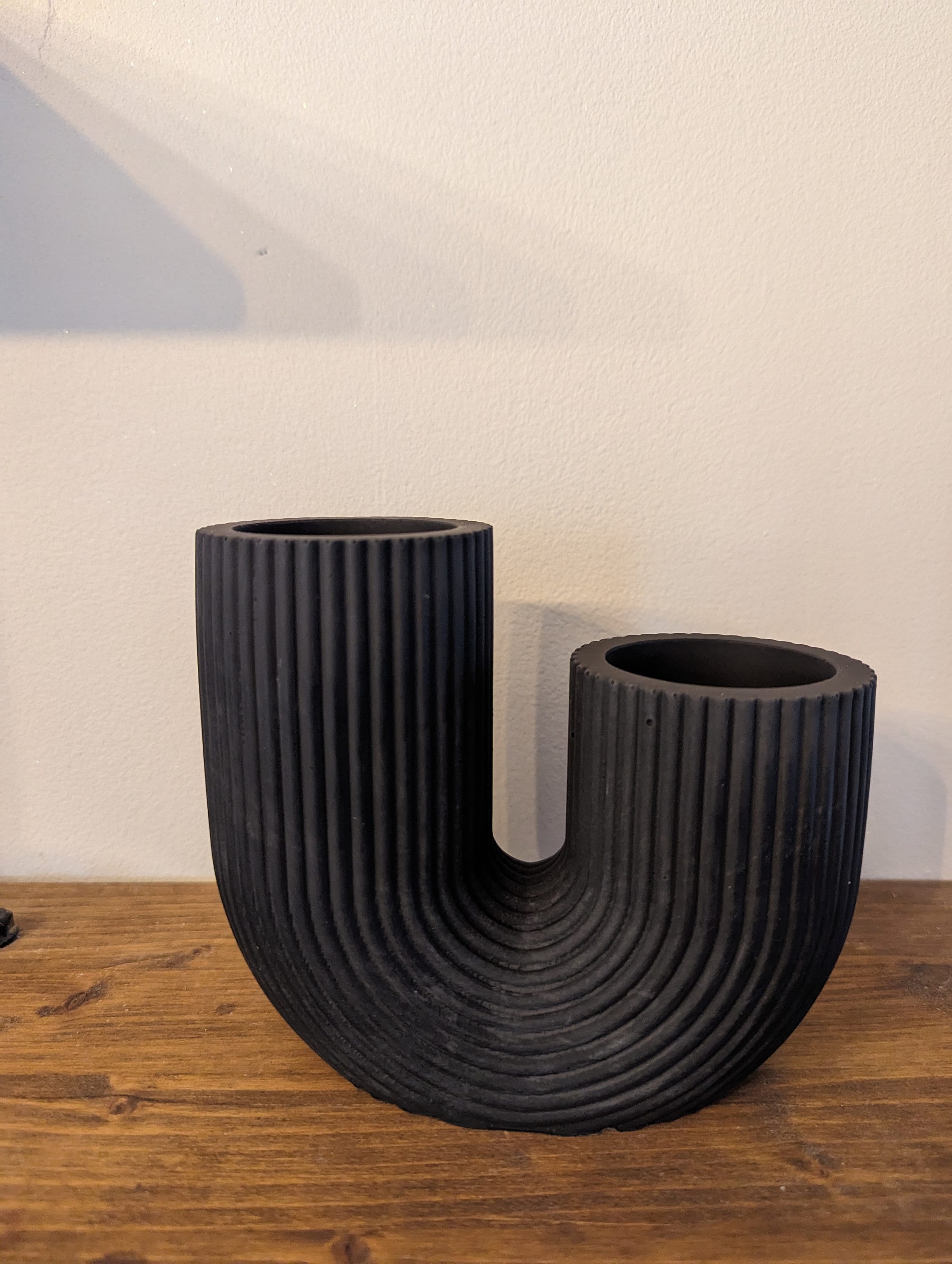 Black Jesmonite Vase - Etsy