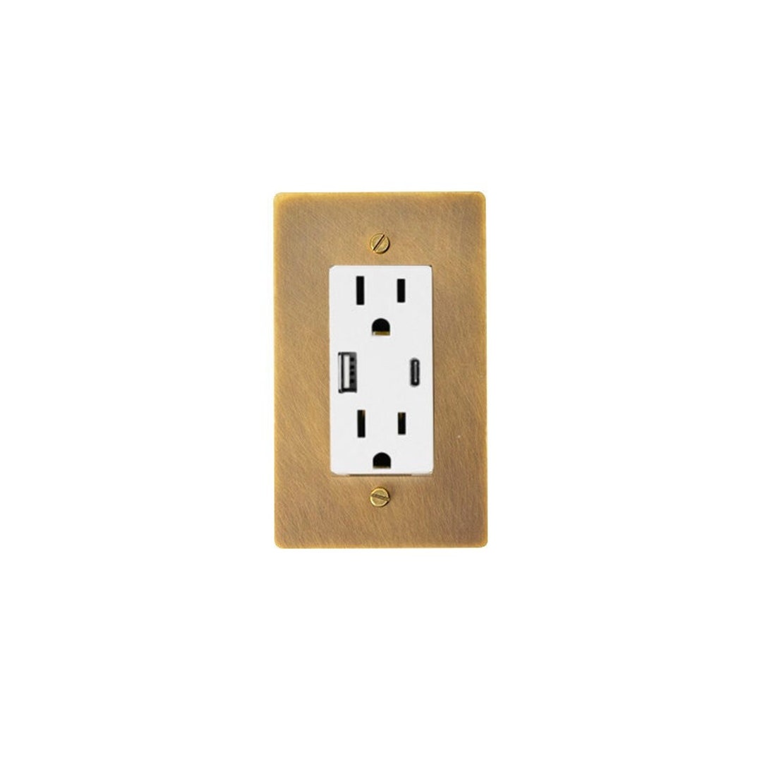 Aged Brass Wall Outlet Cover With 15A Receptacle, USB-C & GFCI ...