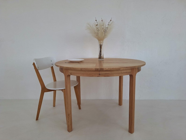 Expandable Round Dining Table | Solid Wood Extendable Table With Leaves ...