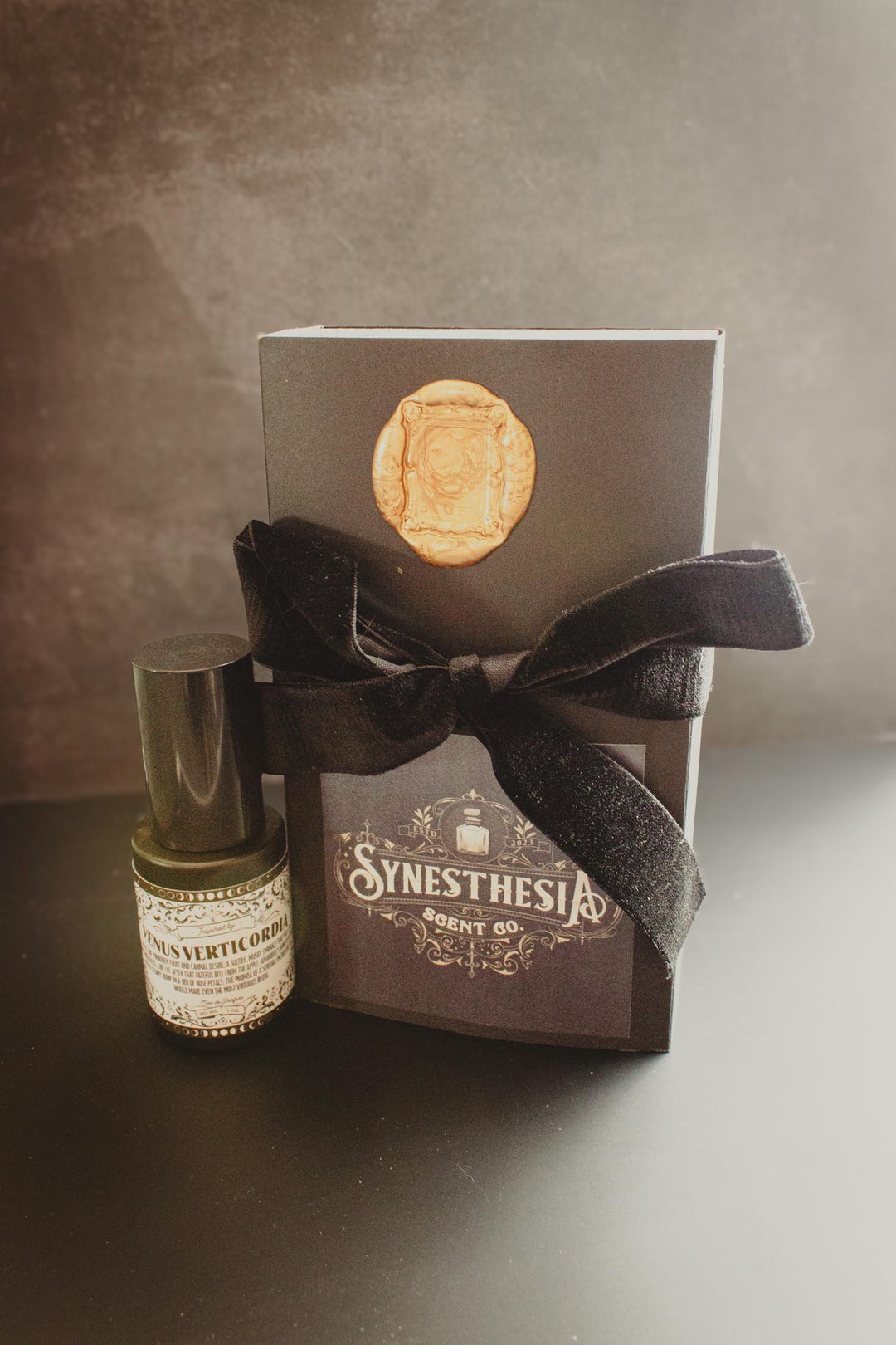 Venus Verticordia Perfume-floral Resinous Perfume | Art-inspired Indie ...