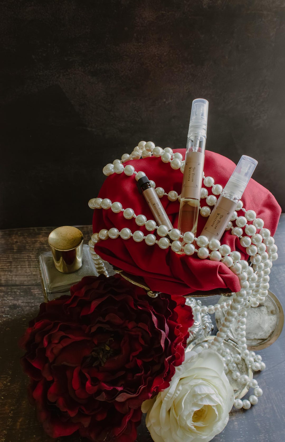 Perfume Inspired by the Yellow Wallpaper Inspired by Literature ...