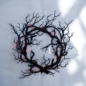 Halloween Wreath, Decorative Halloween Door Wreath, Spooky Twigs Wreath ...