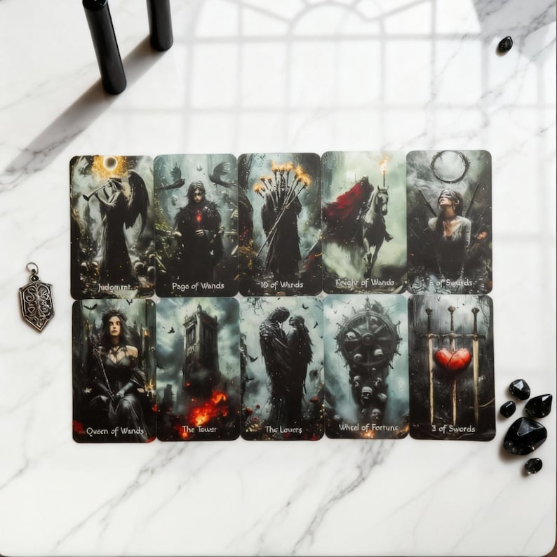 Gothic Horrortarot Deck, 78 Mystic Horror Cards With QR Guidebook ...