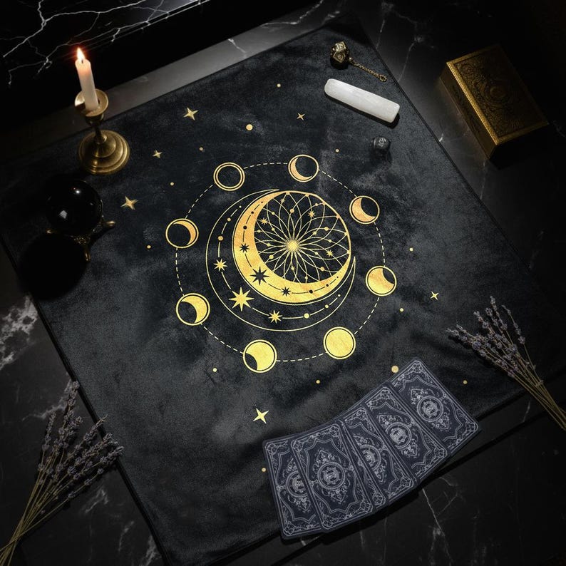 Gothic Horrortarot Deck, 78 Mystic Horror Cards With QR Guidebook ...