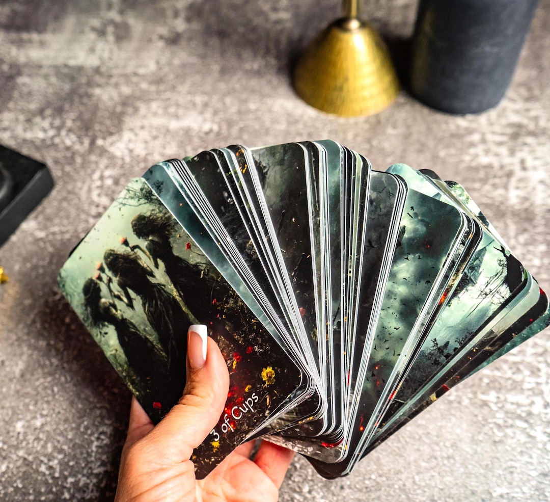 Horror Tarot Deck, Gothic Tarot Cards, Dark Occult Oracle, Mystical ...