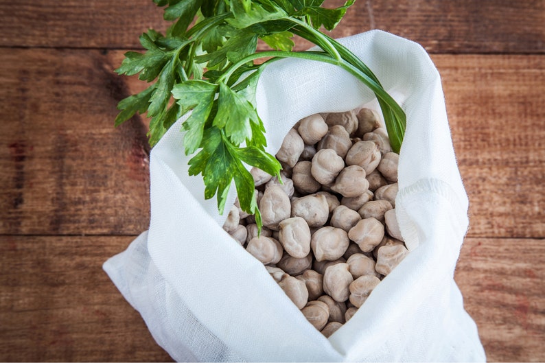 Organic Dried Large Chickpeas, Large Chickpea Pulses From Field to ...
