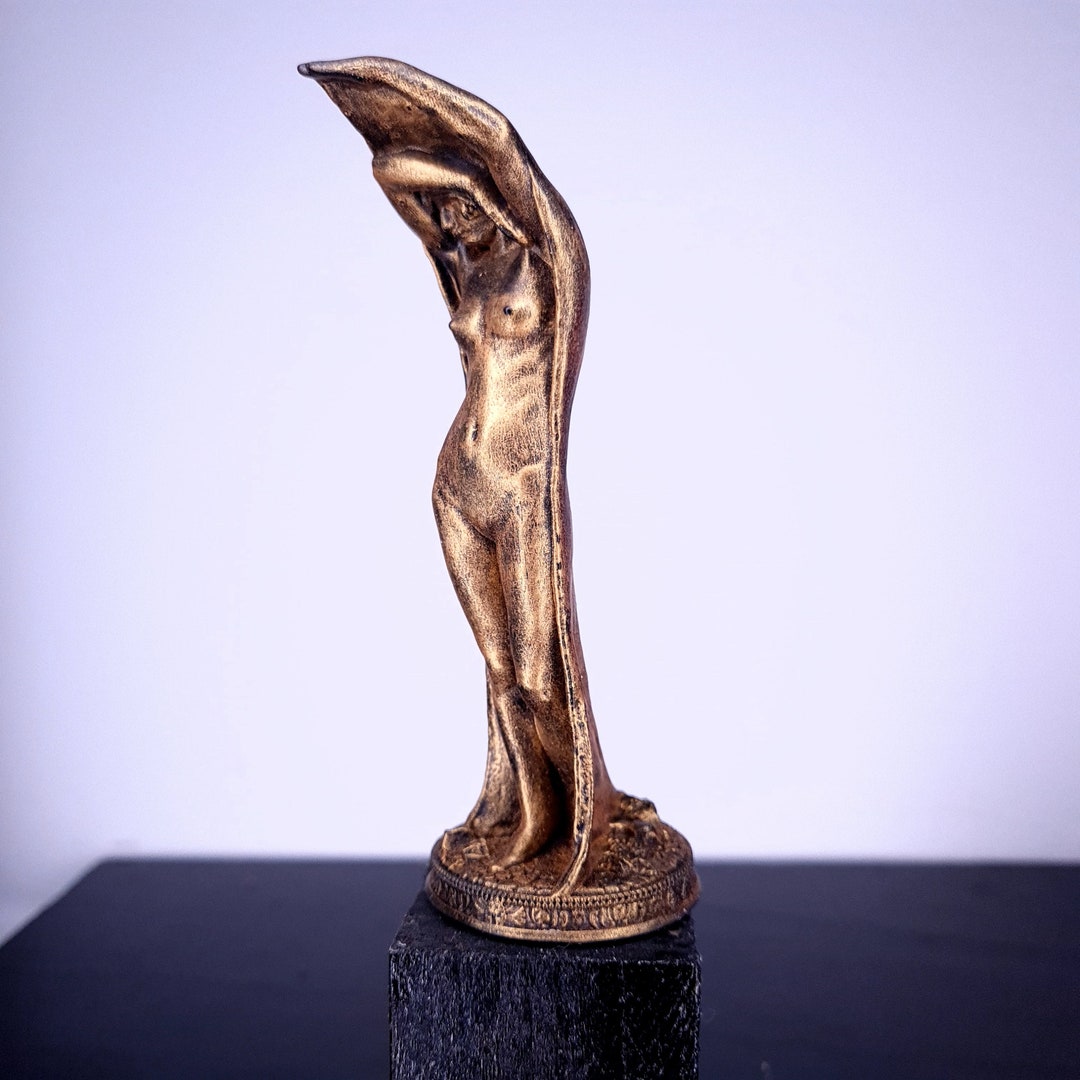 Goddess of the Night Statue - Nyx - Artume - Nott - Nut - Ratri - Pagan ...