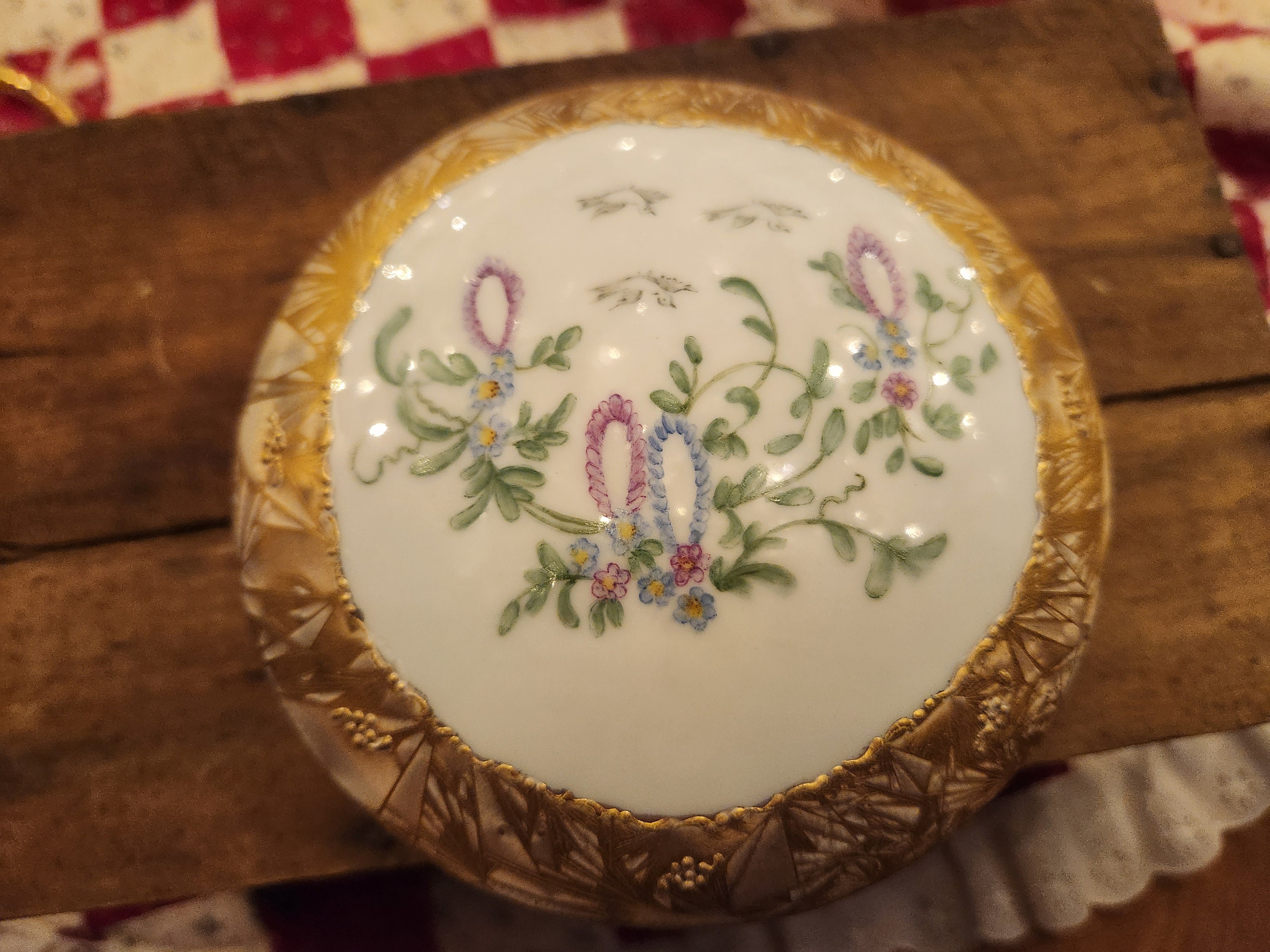 Vintage Powder Box - Etsy