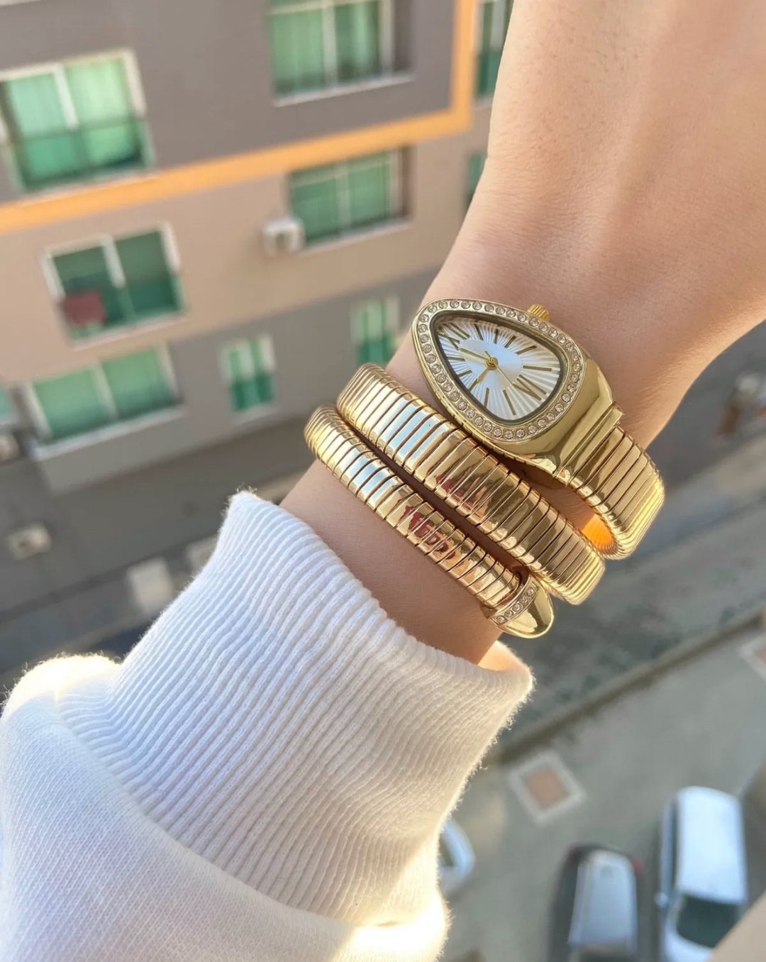 3 Different Color, Luxury Snake Model Wristwatchs, Fashion Wristwatchs ...