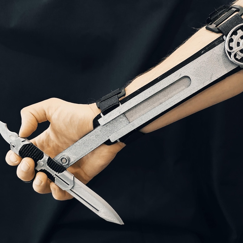 Connor Hidden Blade - Etsy