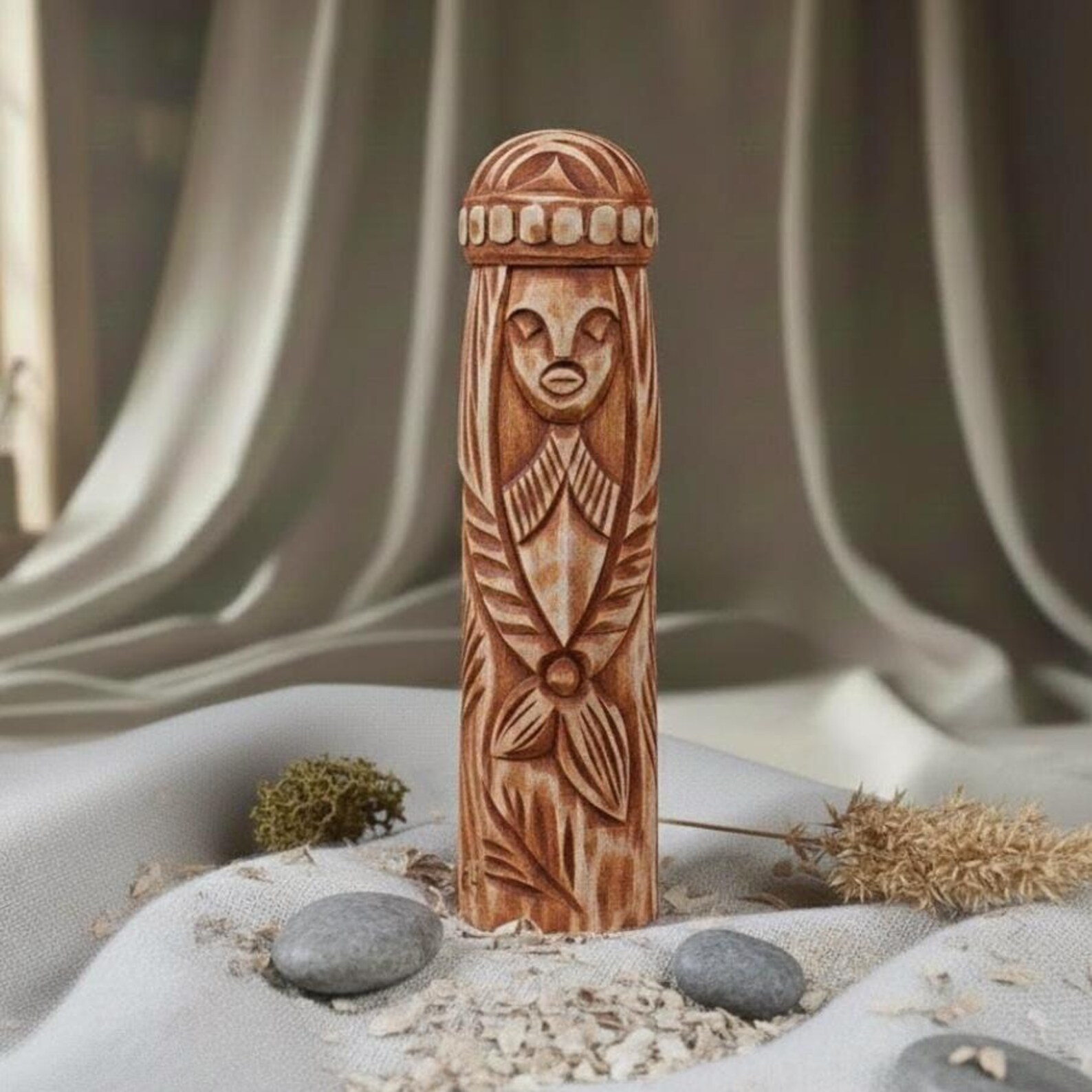 Freyja Wooden Figurine – Norse Goddess of Beauty & Love Statue, Hand ...