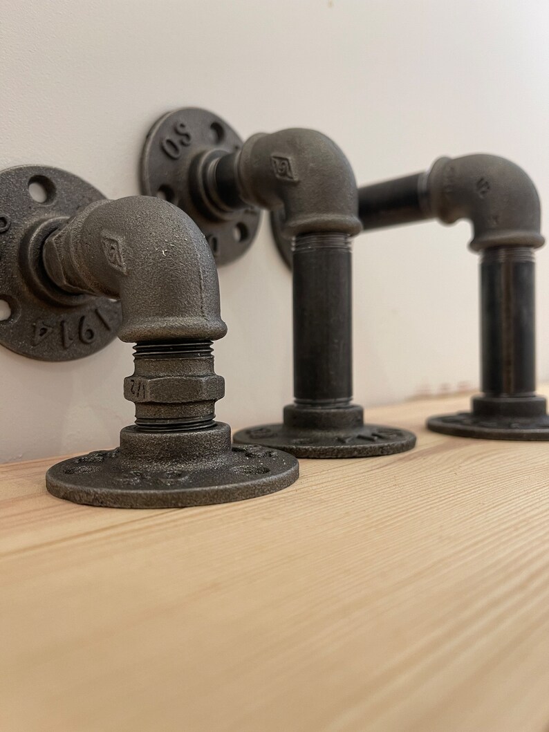 Robust and Elegant Industrial Style Cast Iron Shelf Support Set ...