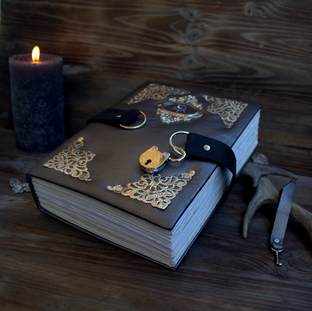 Leather Journal With Lock, Lockable Tarot Grimoire, Handmade Vintage ...