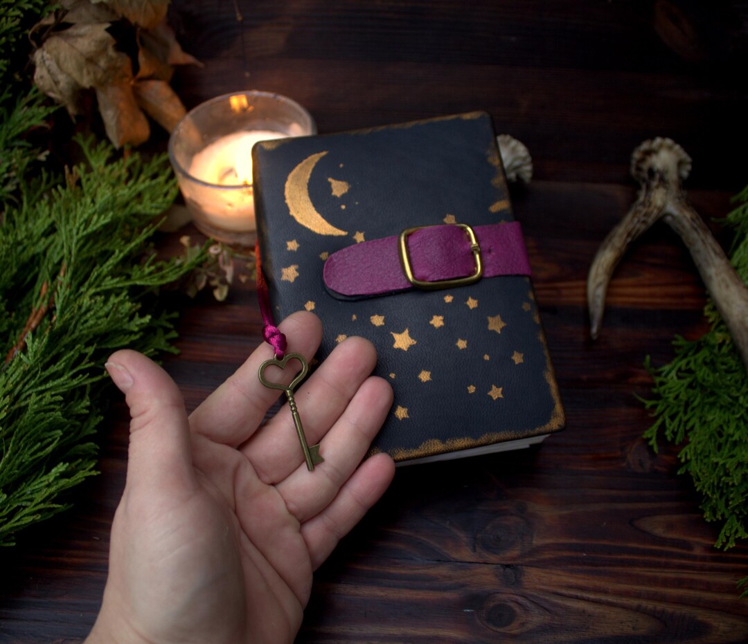 Magic Aged Leather Blank Grimoire Handmade, Gothic Witch Spellbook ...