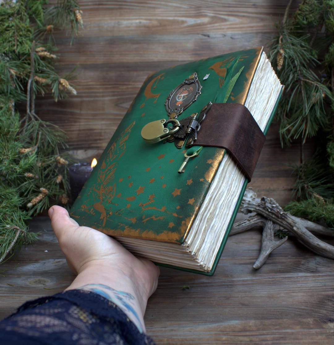 Handmade Leather Grimoire, Witchcraft Journal With Lock & Key - Etsy