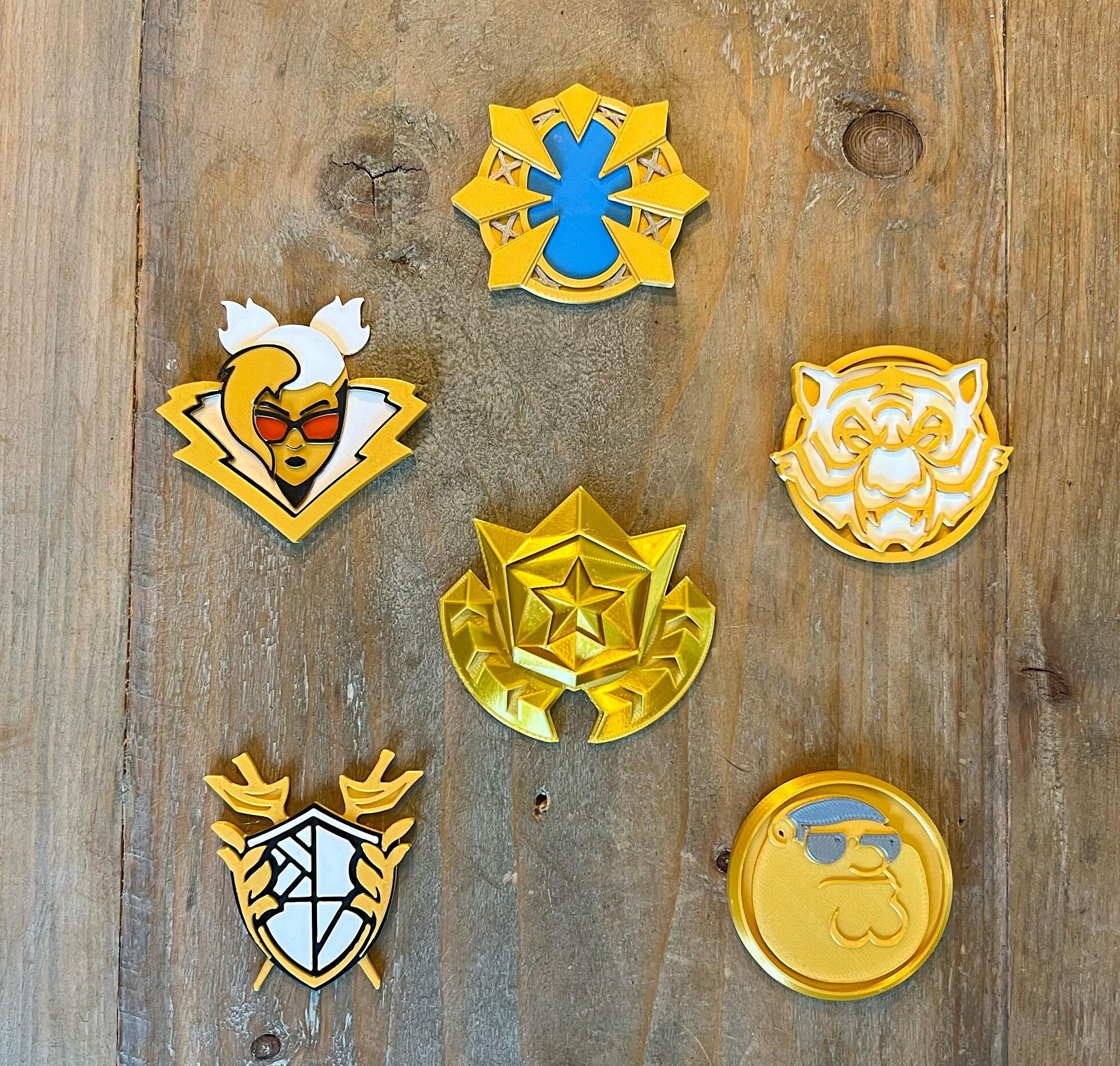 Fortnight Style Chapter 5 Season 1 and 2 Boss Society Medallions Peter ...