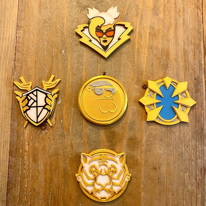 Peter Griffin Medallion - Etsy