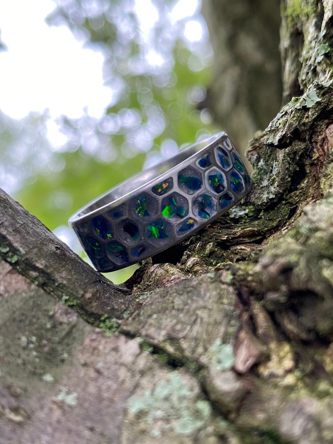 Honeycomb Titanium Ring: Iridescent Green Opal, UV Reactive - Etsy