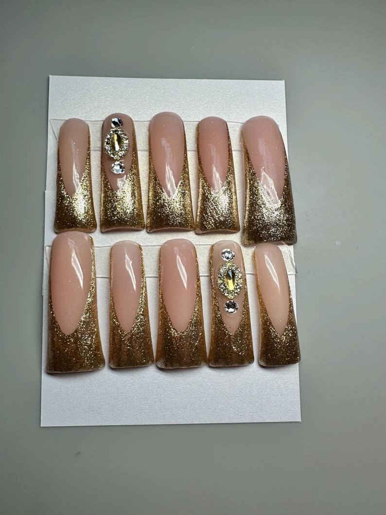 XL Sparkling Duck Press on Nails. These Nails Have an Elegant Gold ...