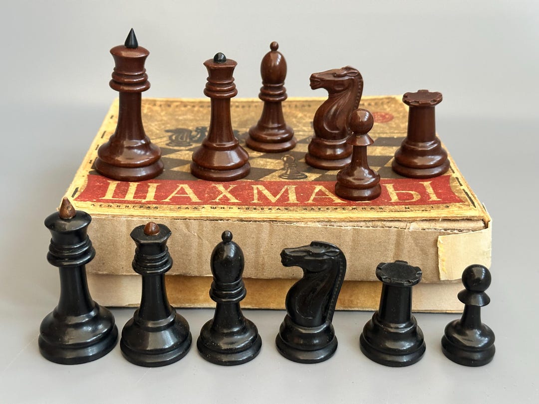 Soviet Bakelite Chess Set With Chess Box Original Rare Carbolite Ussr ...