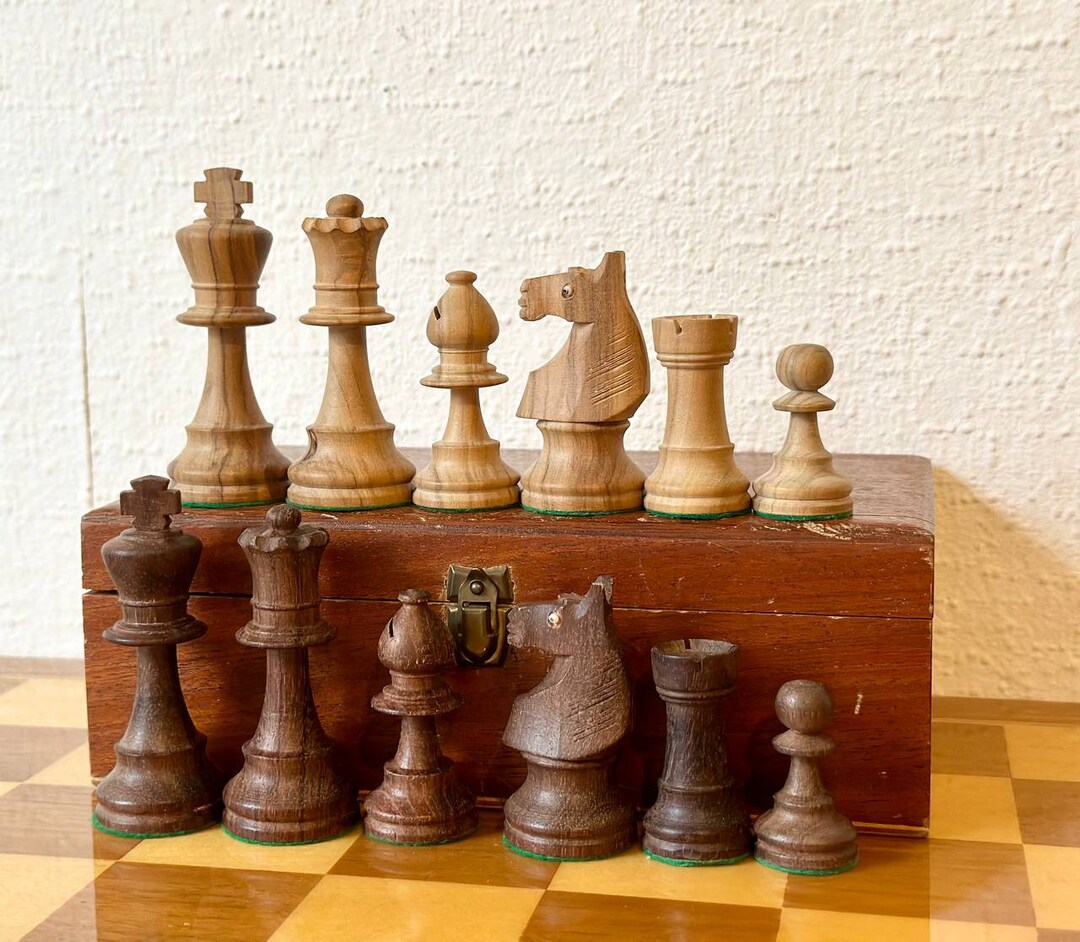 France Staunton Chess Set With Weights in Chess Box Vintage 70s in Good ...