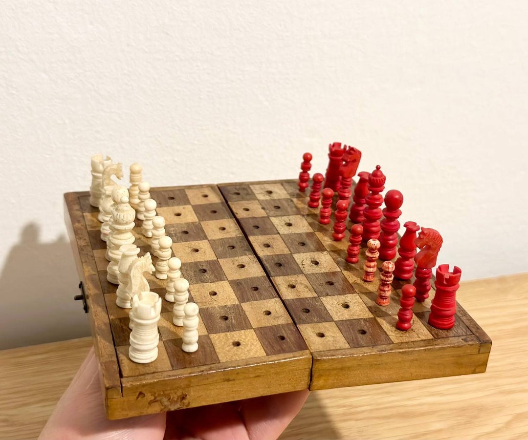 German Traveling Chess Set Made of Bone 50s Vintage in Good Condition ...