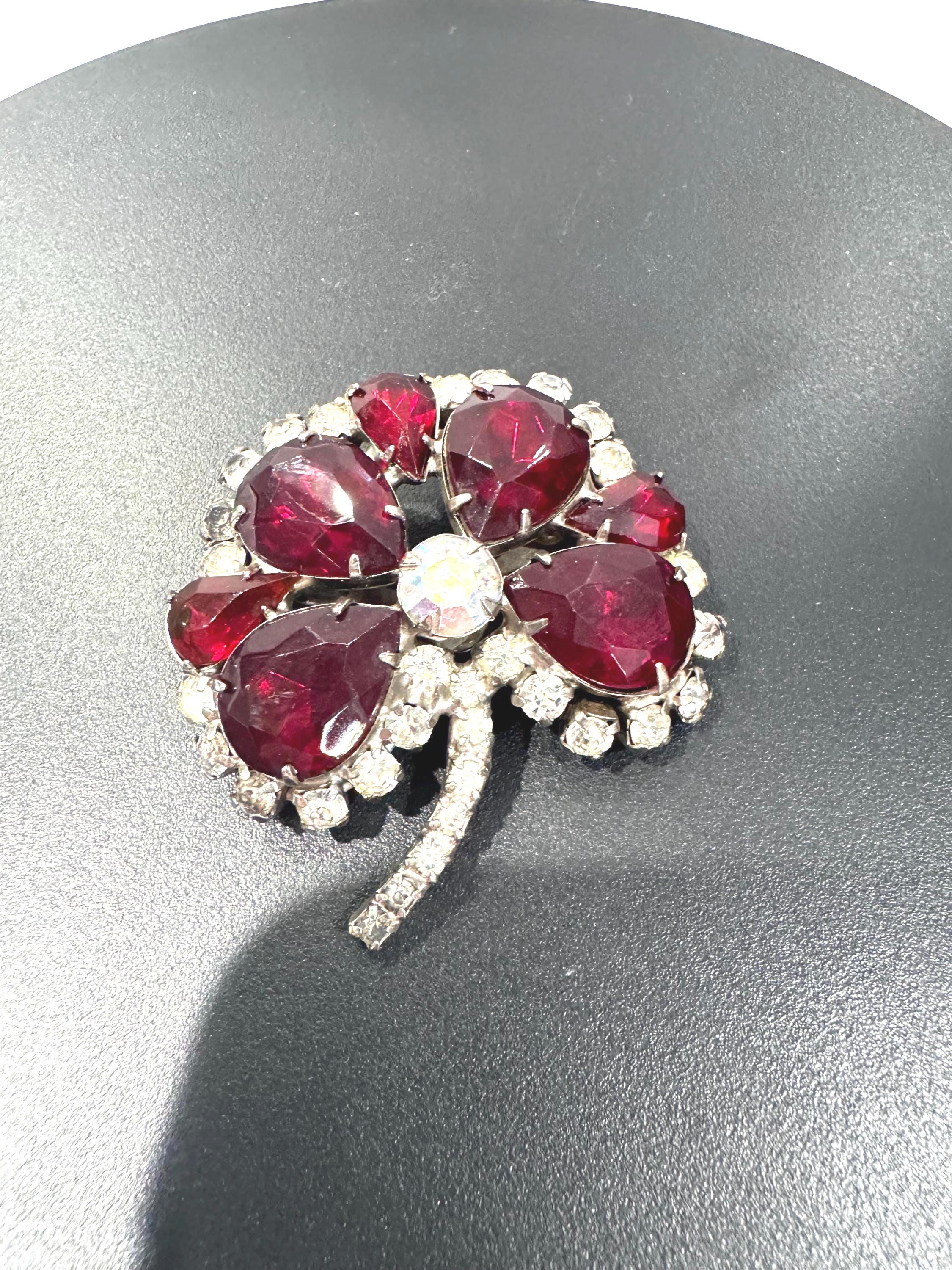 Vintage Ruby Red and Clear Rhinestone Clover Brooch. - Etsy