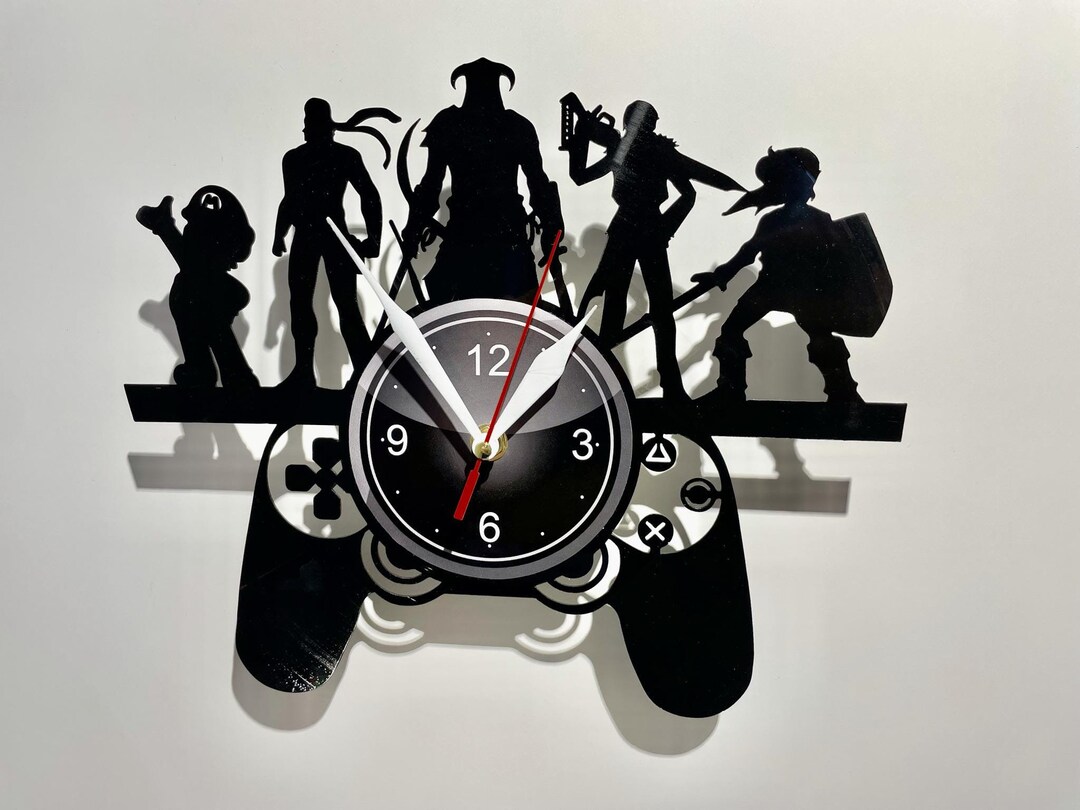 Game Controller Vinyl Record Clock, Gaming Room Decor, Christmas Gift ...