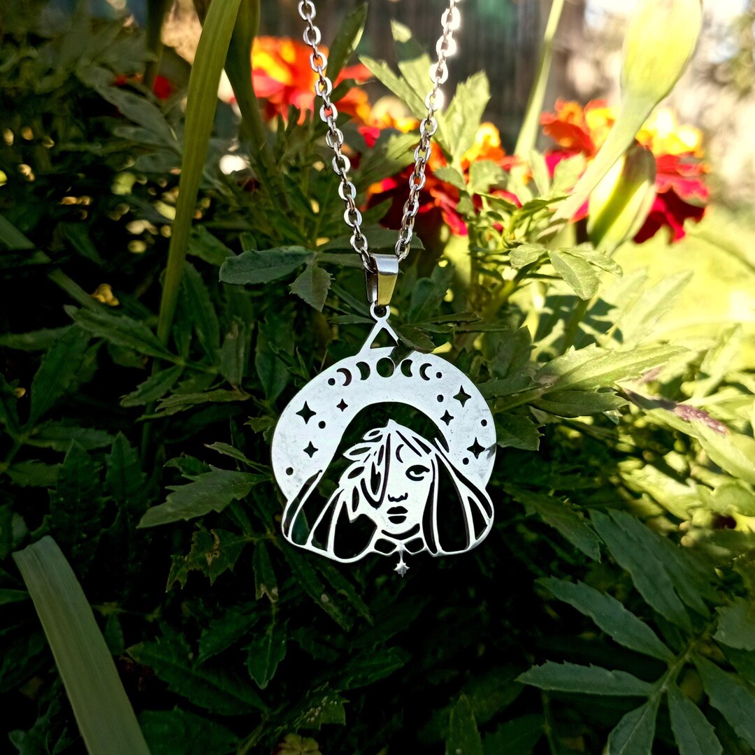 Moon Fertility Goddess and Triple Moon Wiccan Pendant.necklace Spiral ...