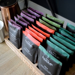 Solid Oak Velvetiser Sachet Holder, Unique Wooden Storage Board Bespoke ...