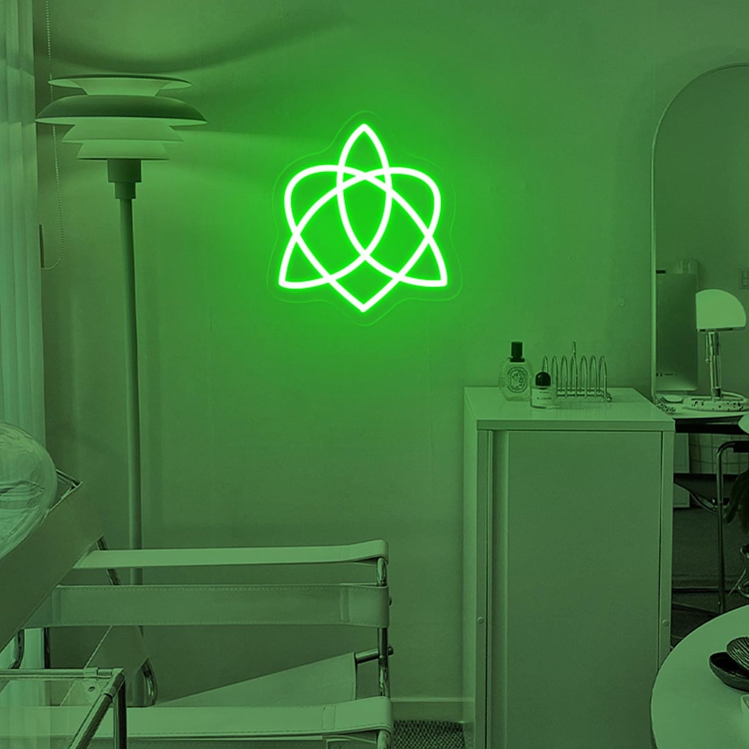 Celtic Knot Neon Sign, Irish Wall Decor, Celtic Symbol Gift Idea ...