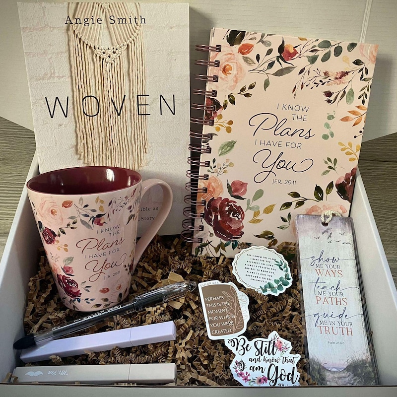 Christian Gift Basket - 60+ Gift Ideas for 2025