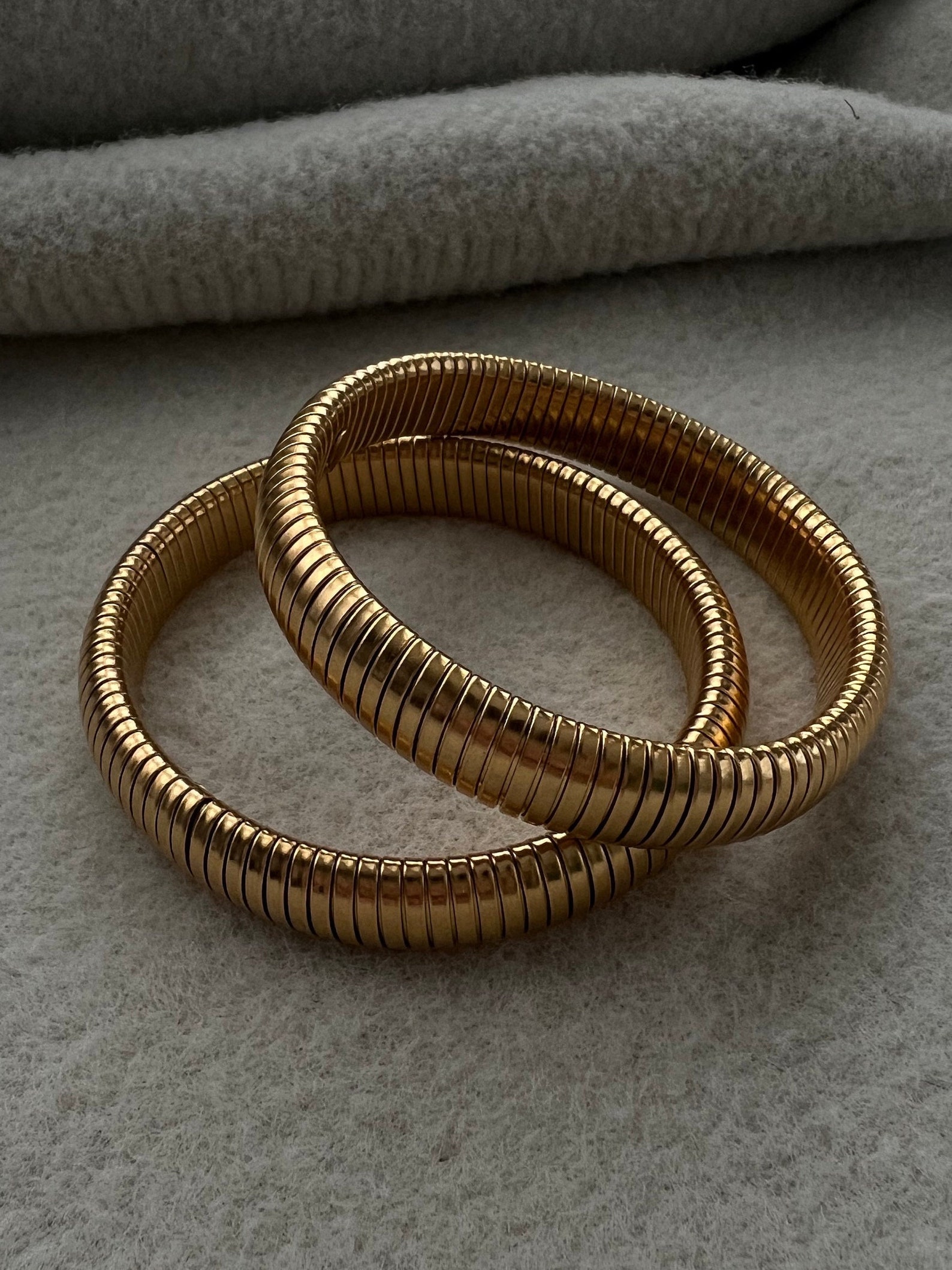 Vintage 18k Gold Bangle, Chunky Gold Bracelet , Tarnish Free Gold ...