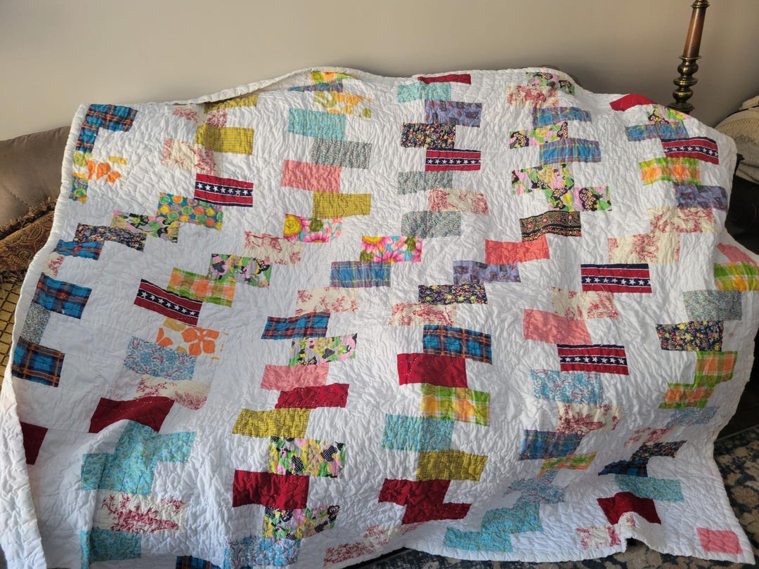 Vintage Hand-stitched Patchwork Quilt. - Etsy
