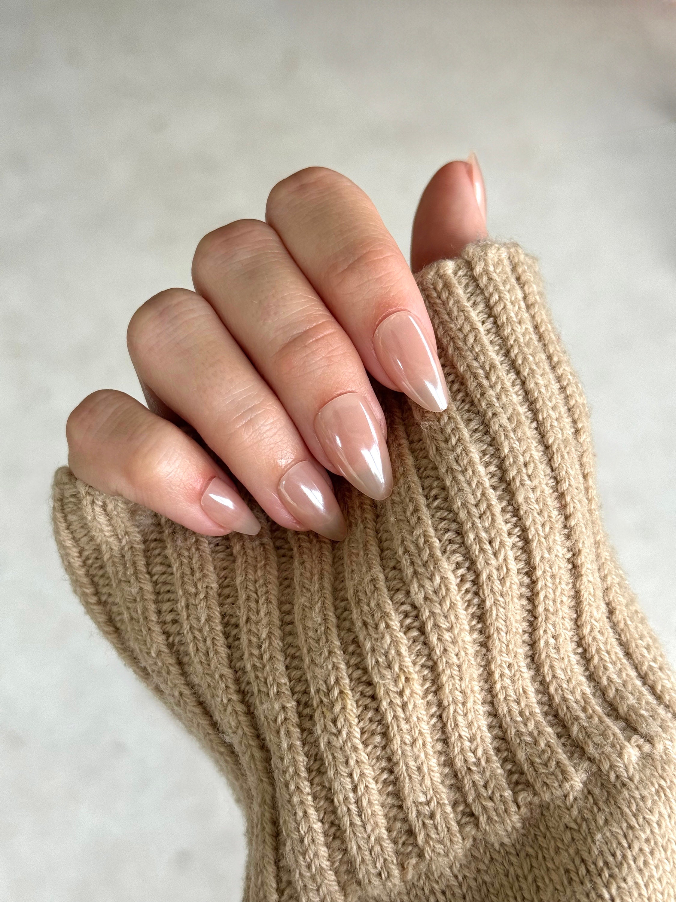 Glazed Bun 24 PCS Glazed Donut Salon Grade Quality Press on Short ...