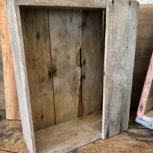 Primitive Box - Etsy